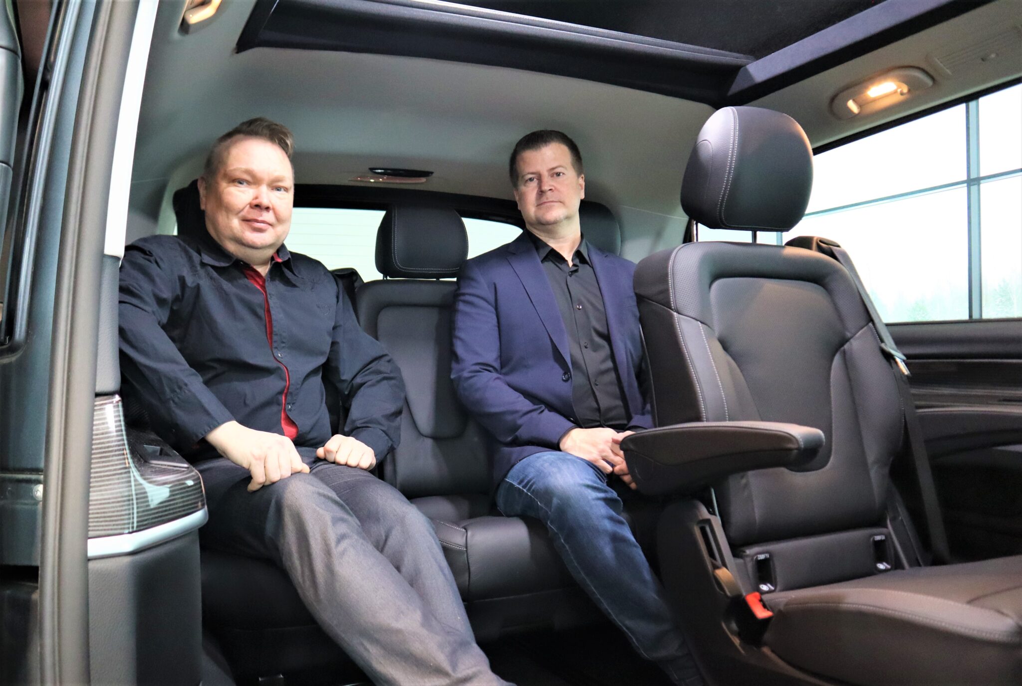 Ylellisyyttä retkeilyautoluokkaan – Mercedes-Benz V250 Avantgarde nyt ...